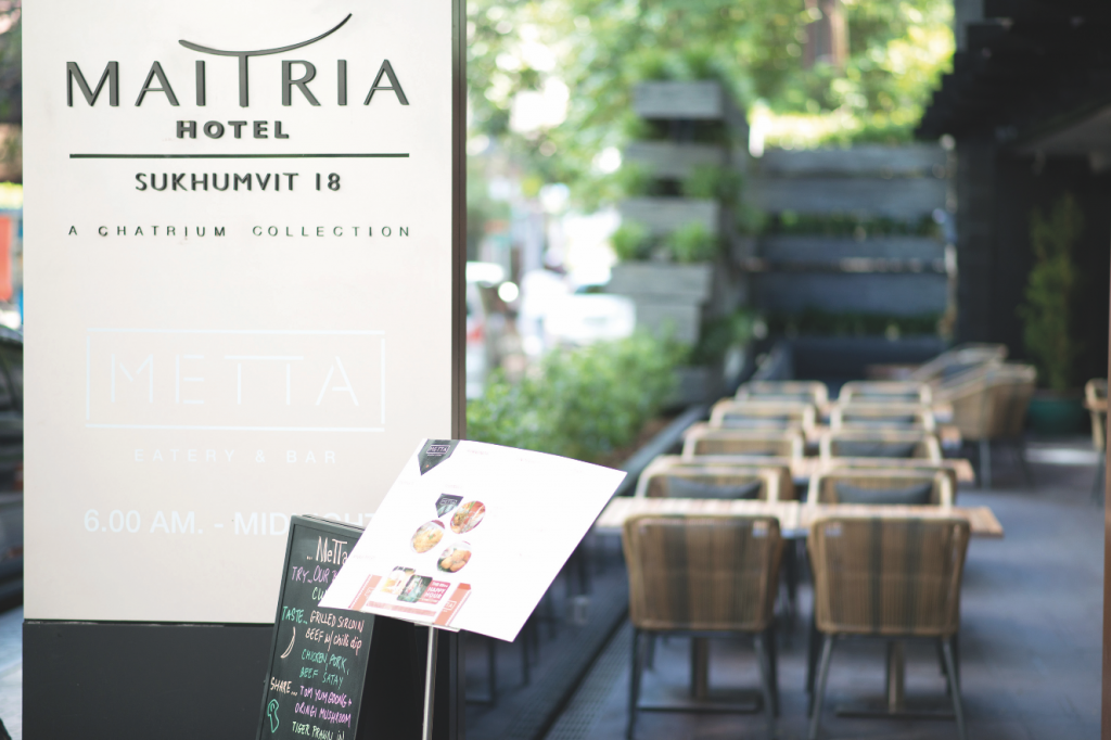 Metta Bar & Restaurant @ Maitria Hotel Real Taste... Real Thai - https ...