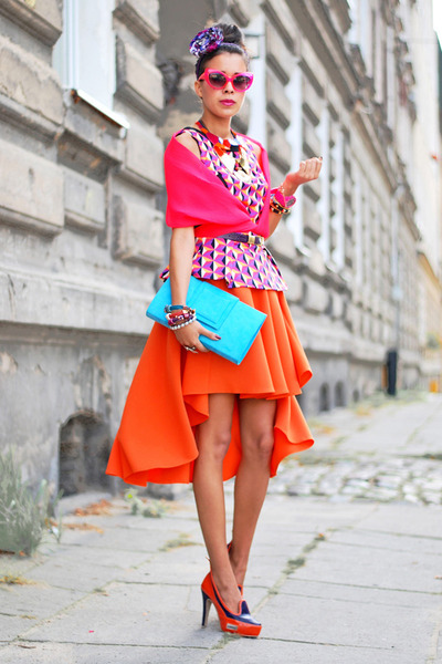 Primary Colors Shoes - https://howemagazine.com/