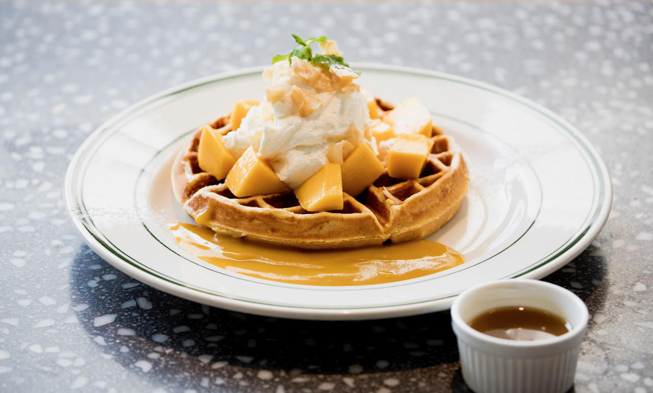 อร่อยรับซัมเมอร์ด้วย "Mango Waffle" เมนูพิเศษที่ "คลินตัน สตรีท เบคกิ้ง ...