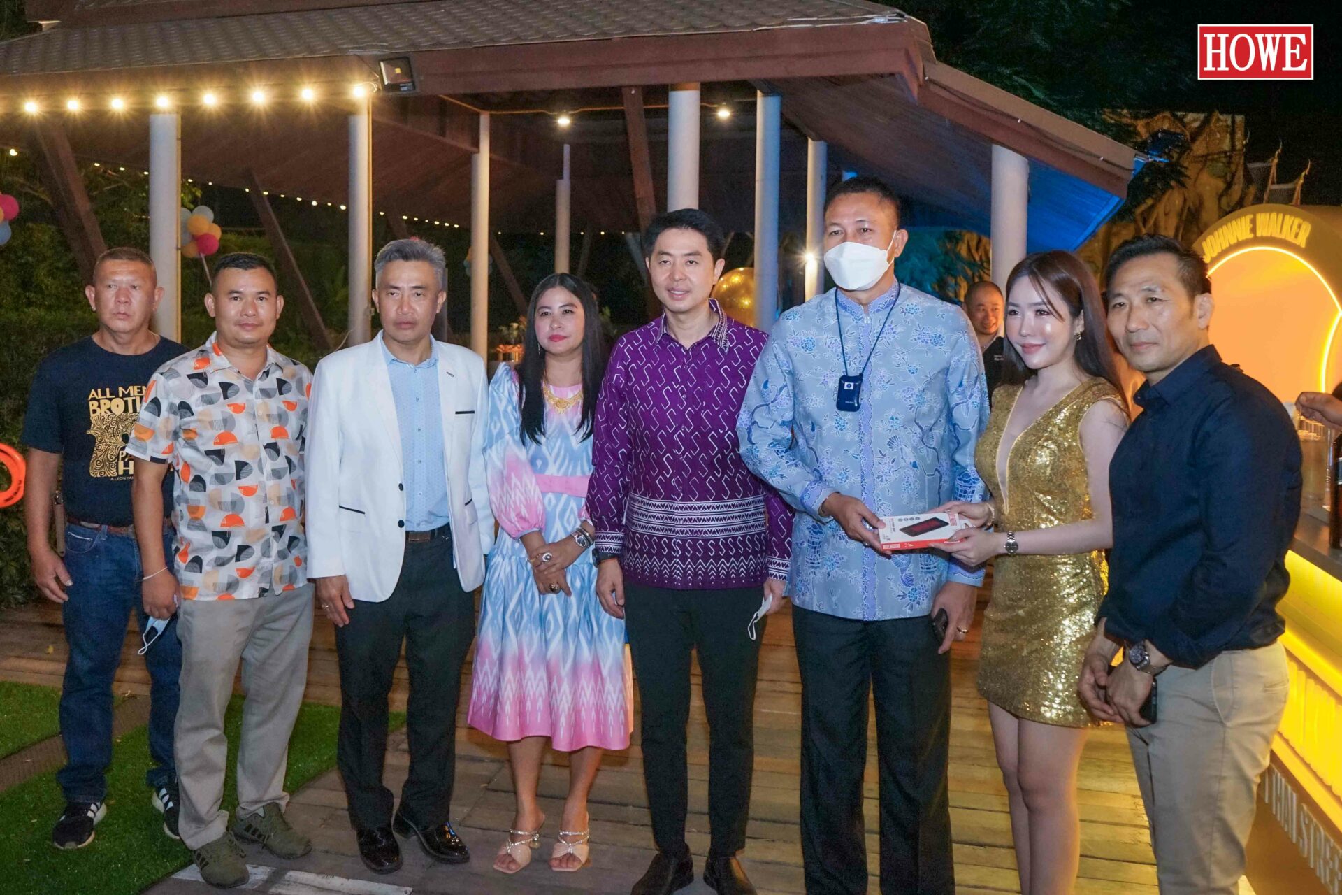 Legend River Bar ร้านอาหารและบาร์กลางน้ำ สไตล์โมเดิร์นในเรือนไทยริมน้ำ - https://howemagazine.com/