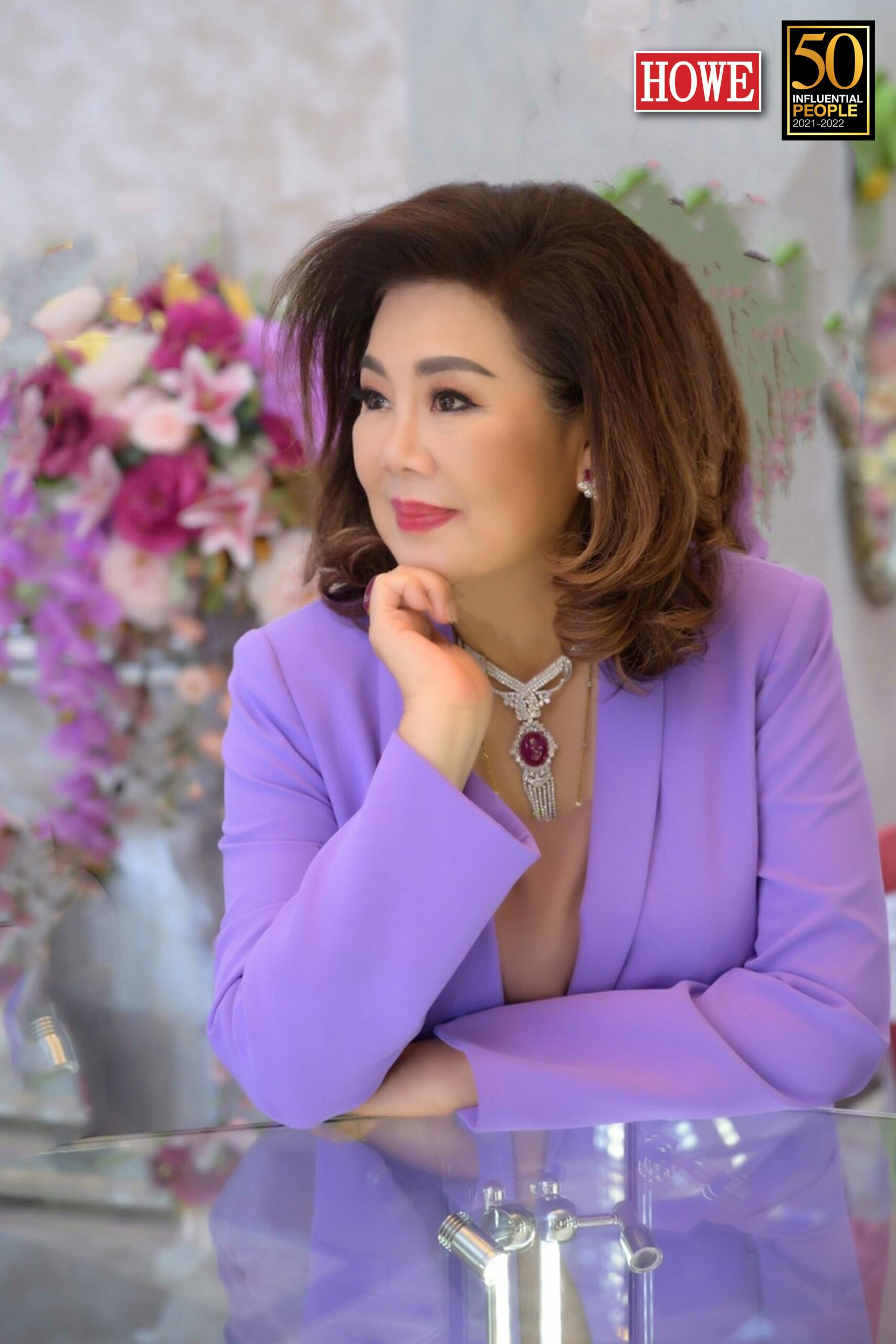 THE 50 INFLUENTIAL PEOPLE 2022 "เยาวเรศ ชินวัตร" สร้างสุขด้วยการ "ให้" - https://howemagazine.com/