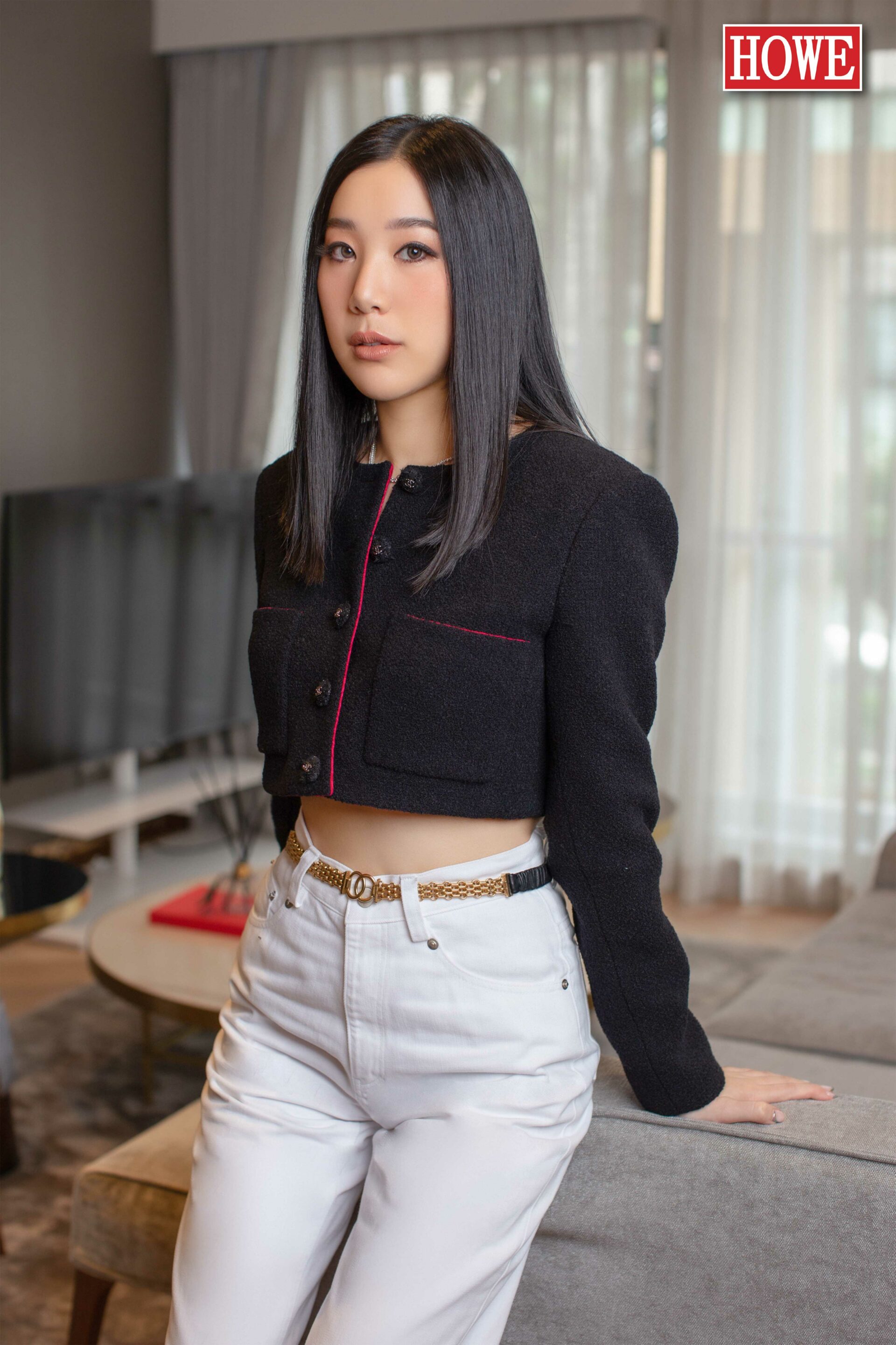 "พิมพ์ญาดา วิไลลักษณ์" ค้นหา และเติบโตบนเส้นทางความสุขของตัวเอง - https://howemagazine.com/