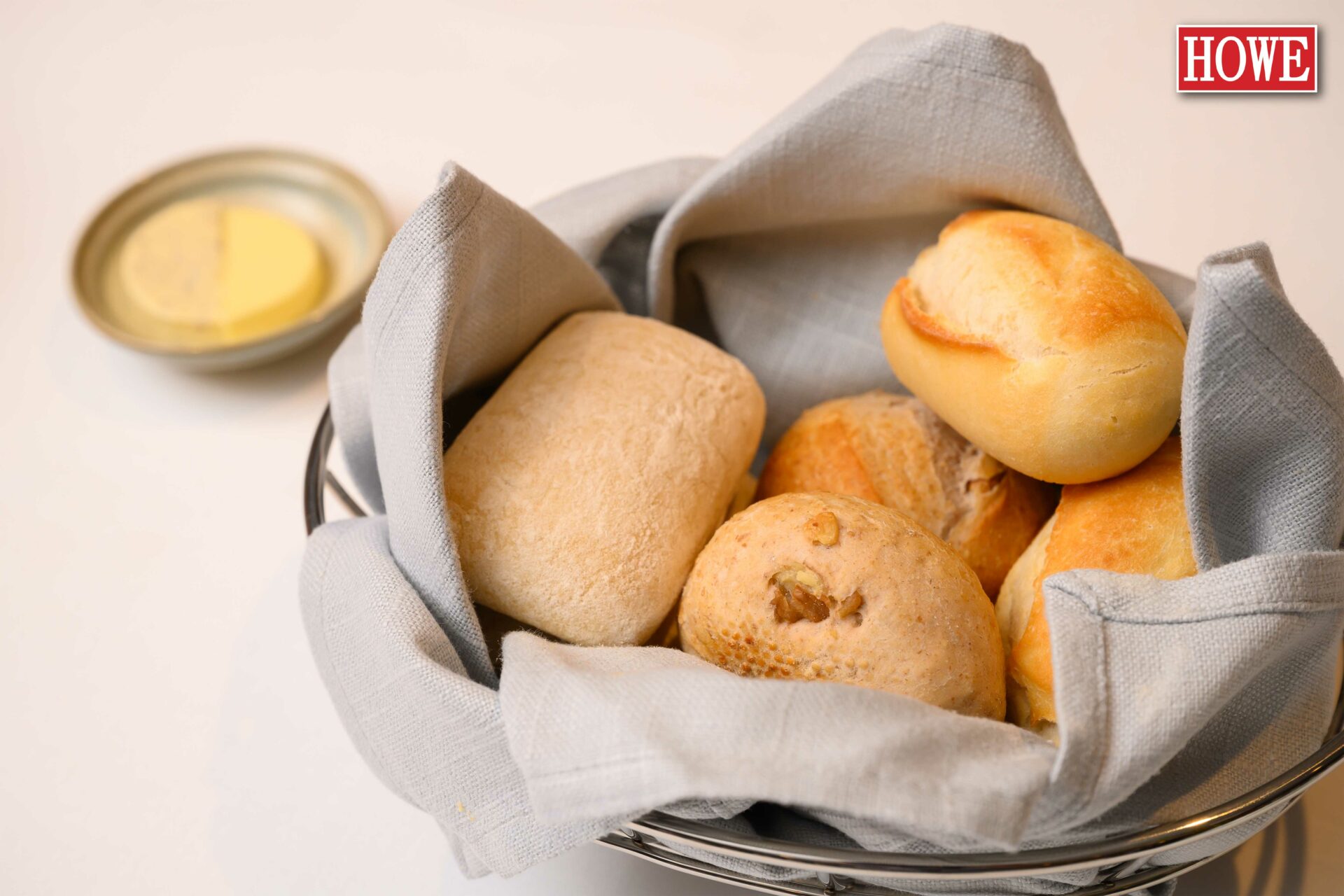 FIREPLACE GRILL AND BAR สัมผัสบรรยากาศสุดพิเศษห้องอาหารระดับมิชลิน - https://howemagazine.com/