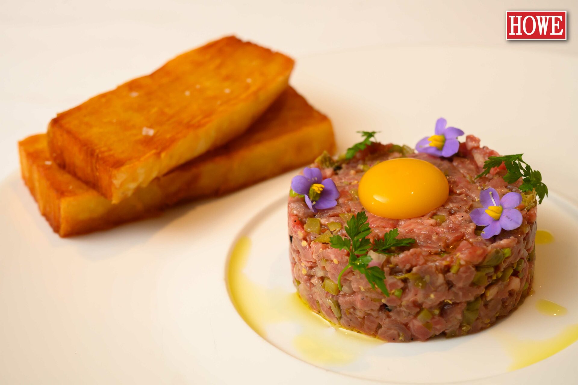 FIREPLACE GRILL AND BAR สัมผัสบรรยากาศสุดพิเศษห้องอาหารระดับมิชลิน - https://howemagazine.com/