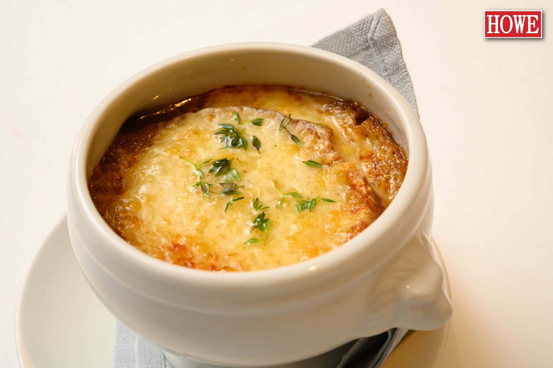 FIREPLACE GRILL AND BAR สัมผัสบรรยากาศสุดพิเศษห้องอาหารระดับมิชลิน - https://howemagazine.com/