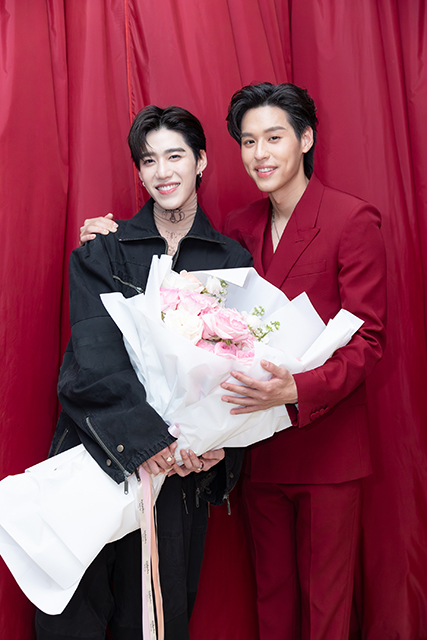 “GDH” จัดงานกาล่าพรีเมียร์ ภาพยนตร์ “หลานม่า” ทีมนักแสดงเปิดตัวเดินพรม ...