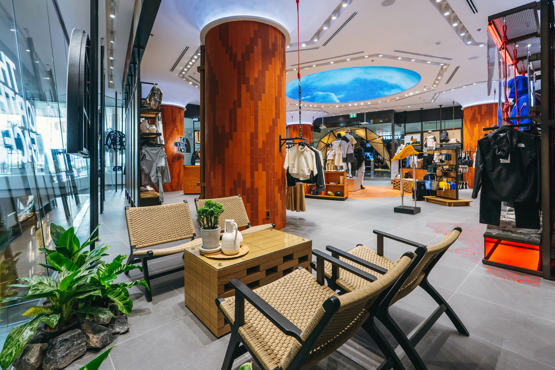 The North Face เปิดตัวร้าน One Box Pro Concept Store แห่งแรกของโลกที่ ...